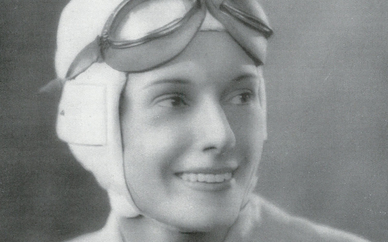 Jean Batten, the first woman to receive the FAI Gold Air Medal | World ...