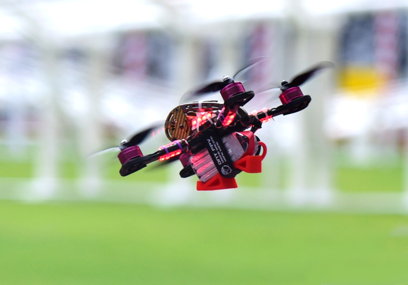 Spectacular racing at the FAI Jeonju World Drone Masters in Korea ...