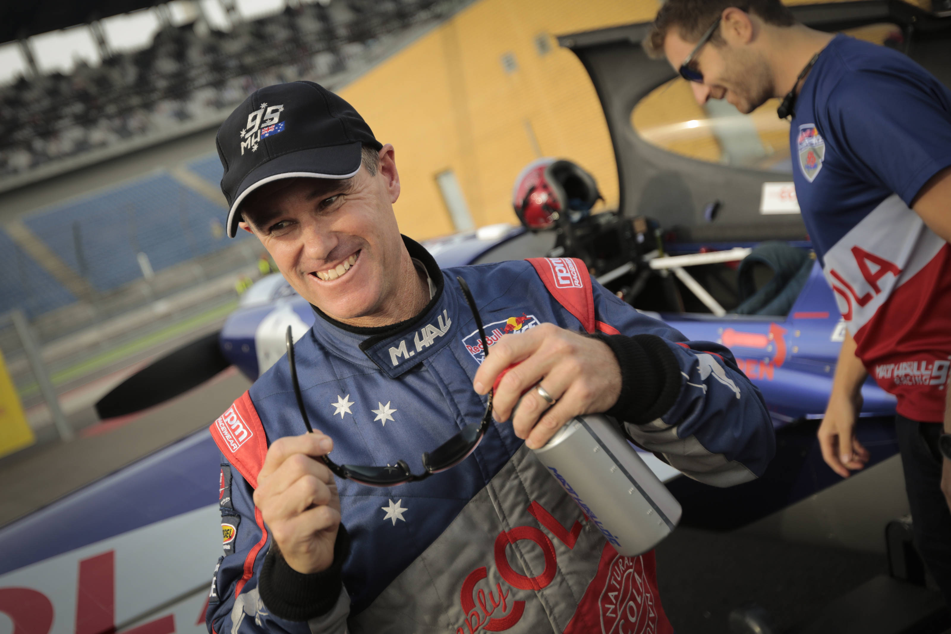 Red Bull Air Race 2017: Matt Hall wins Qualifying in Germany | World ...